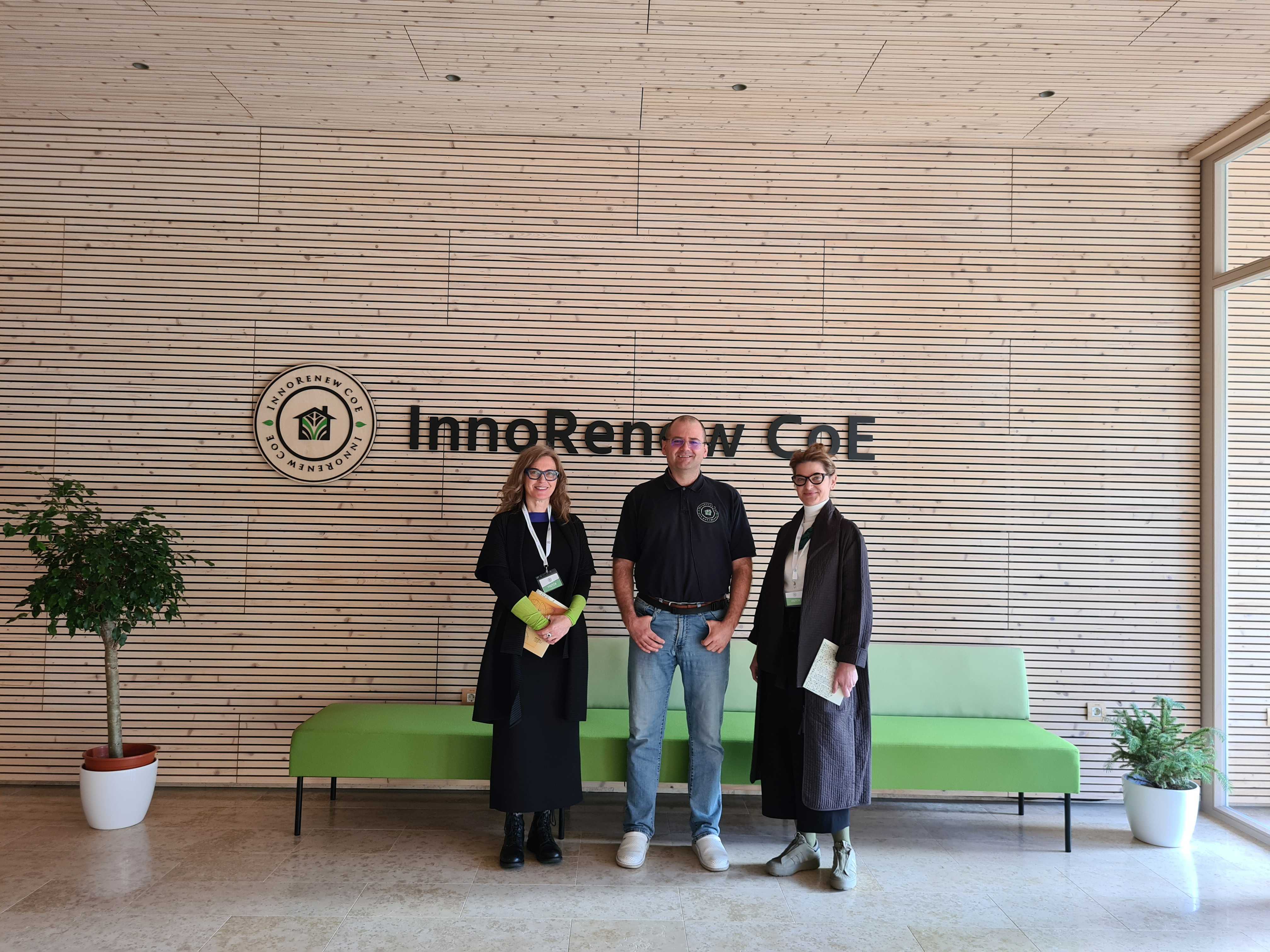 InnoRenew CoE hosted representatives from Rog Centre - InnoRenew CoE ...