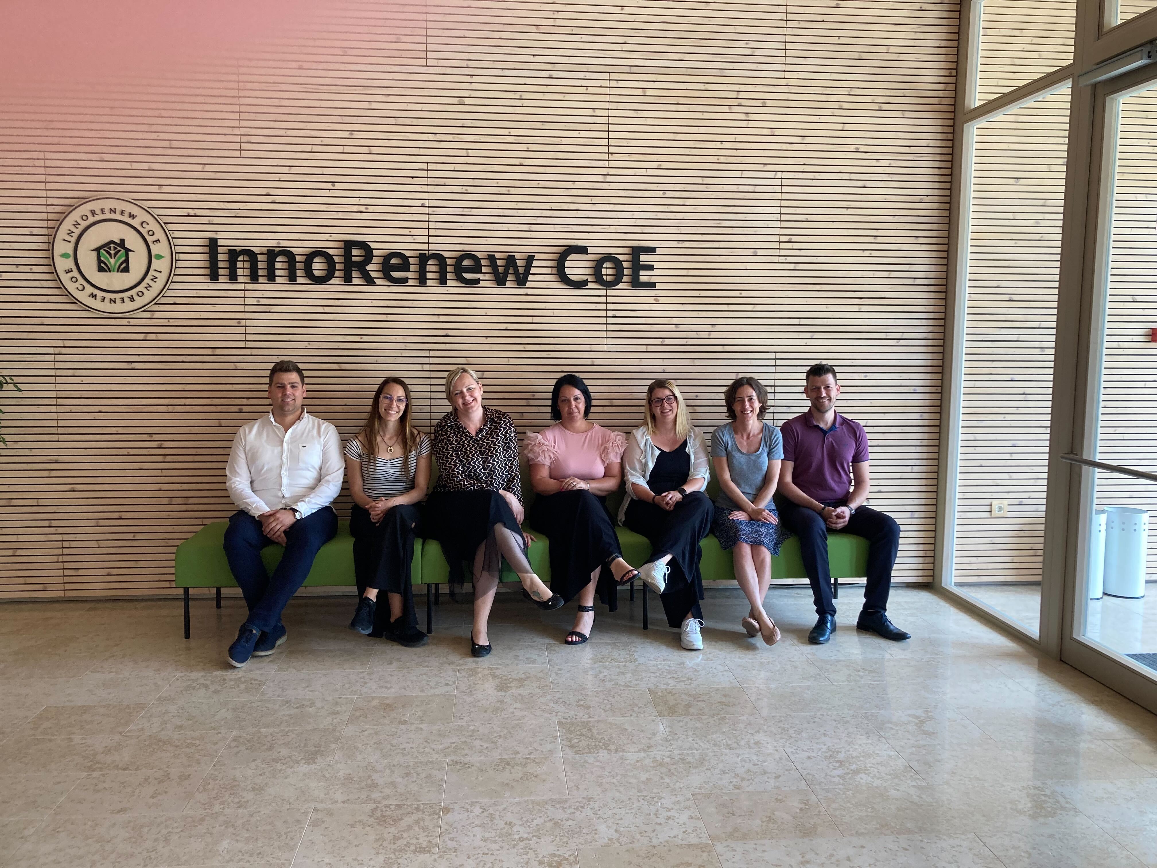 InnoRenew CoE hosted directors of hotels in Izola - InnoRenew CoE InnoRenew CoE